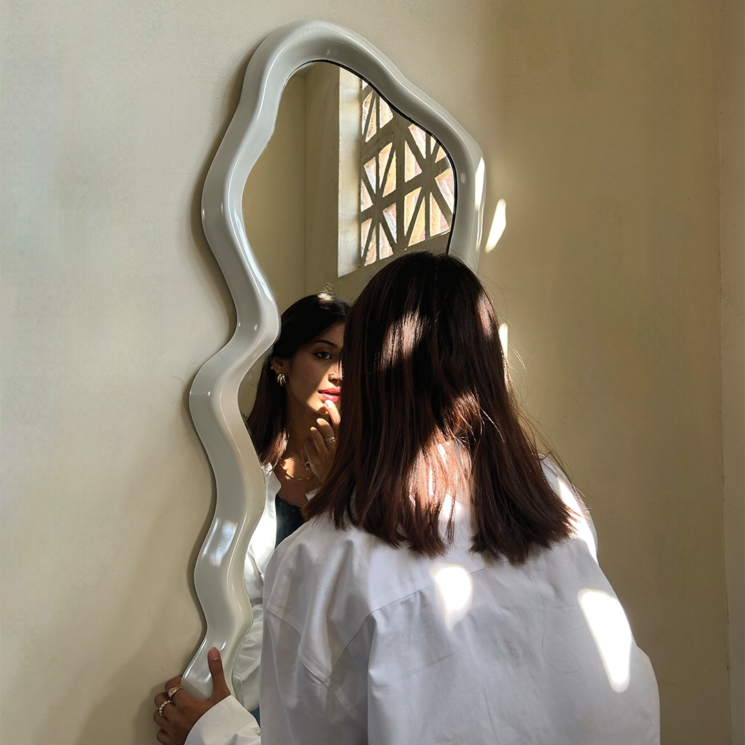 Blob Mirrors – Amaltas Studio